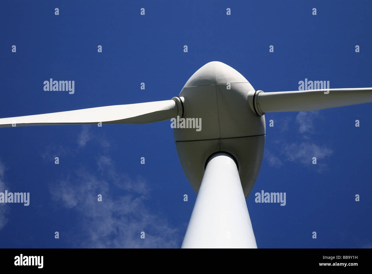 Mild wind hi-res stock photography and images - Alamy