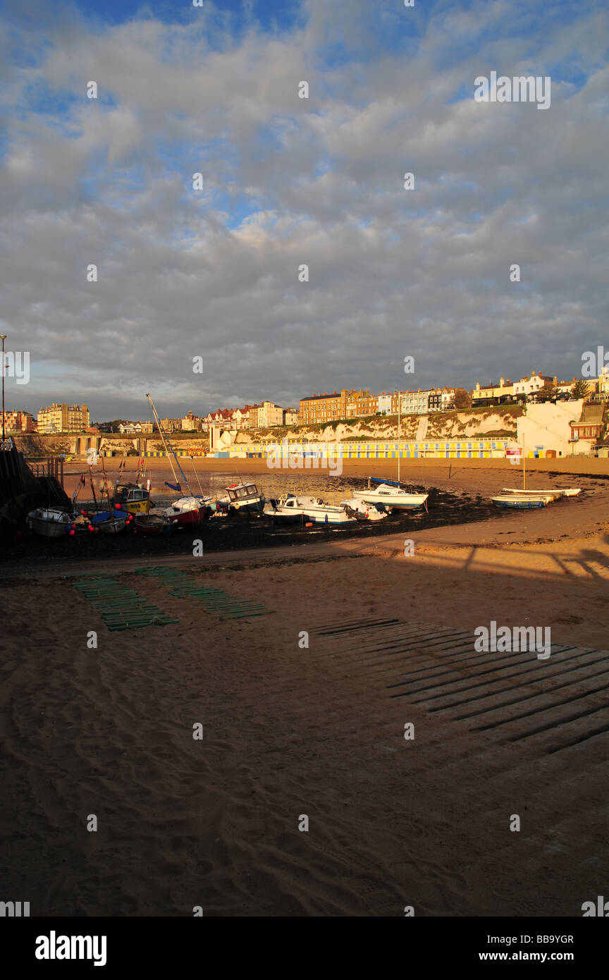 thanet, Broadstairs beach marina seafront sea uk Stock Photo - Alamy