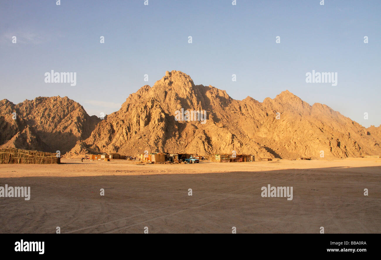 Sinai desert landscape hi-res stock photography and images - Alamy