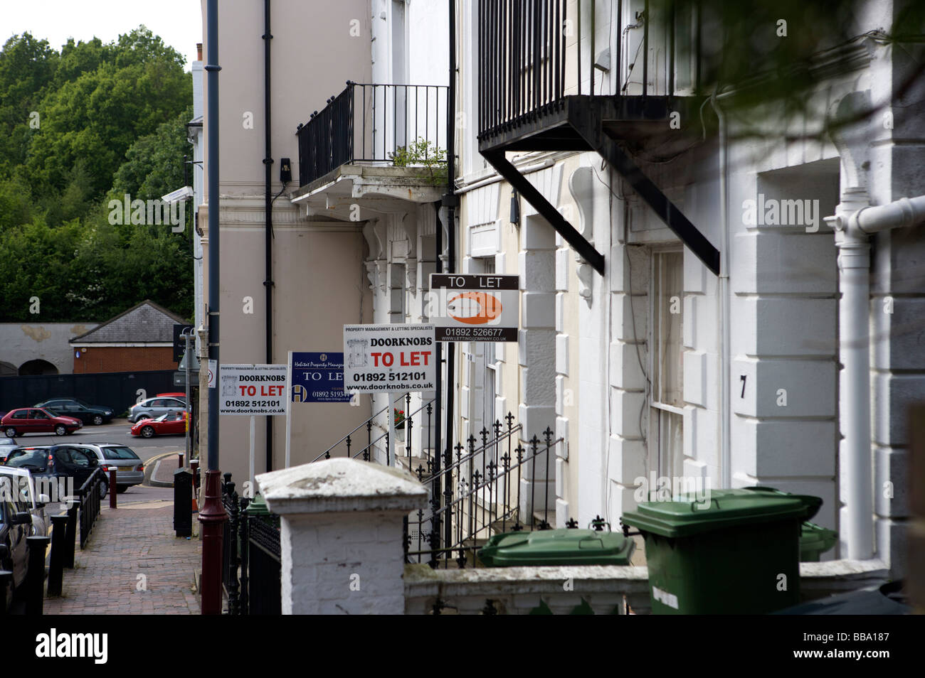 To Let signs in Tunbridge Wells Stock Photo - Alamy