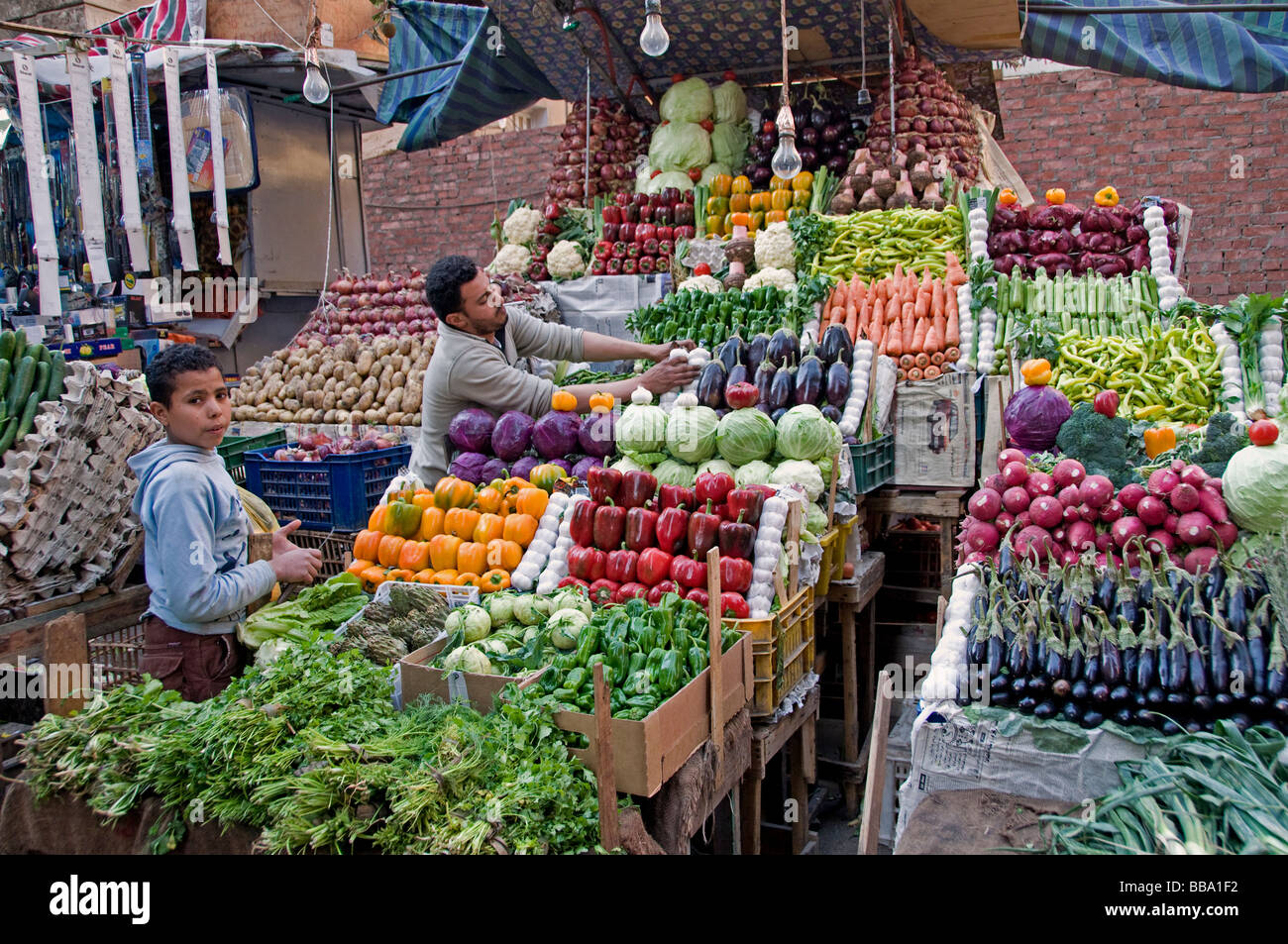 Central Cairo Egypt Midan Tahrir downtown market Stock Photo - Alamy
