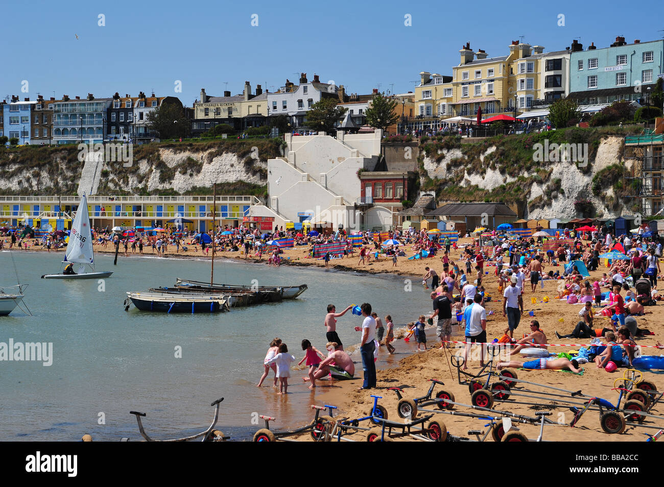 thanet, Broadstairs beach marina seafront sea uk Stock Photo - Alamy