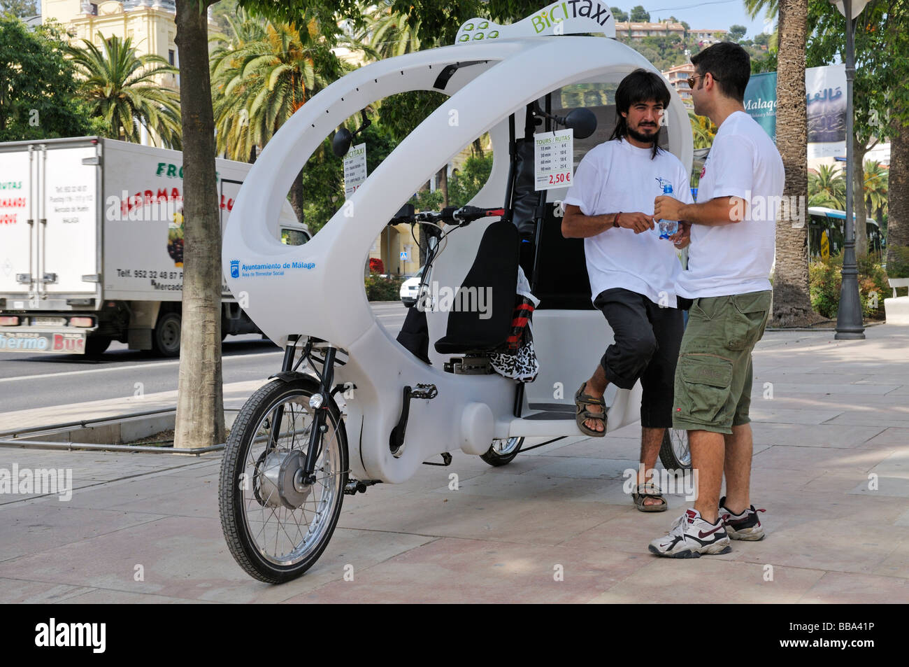 Cycle taxi for sightseeing and tourists in Paseo del Parque park in ...