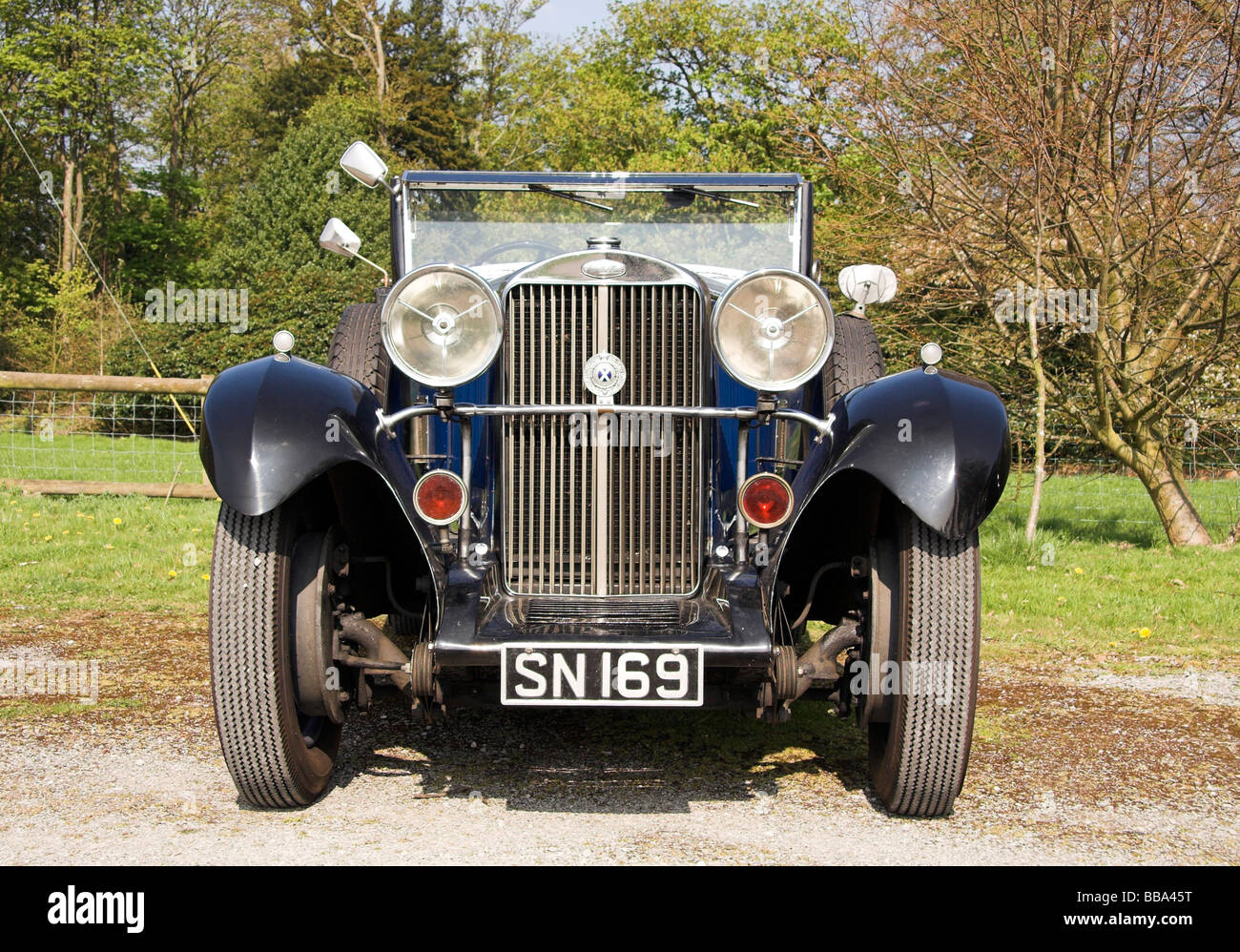 Stylish motorcar hi-res stock photography and images - Alamy