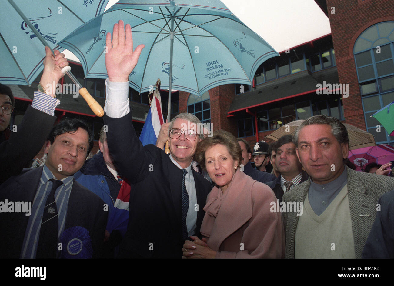 1992 campaign hi-res stock photography and images - Alamy
