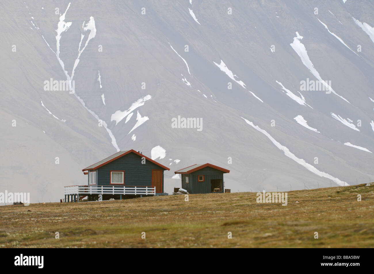 Svalbard house hi-res stock photography and images - Alamy