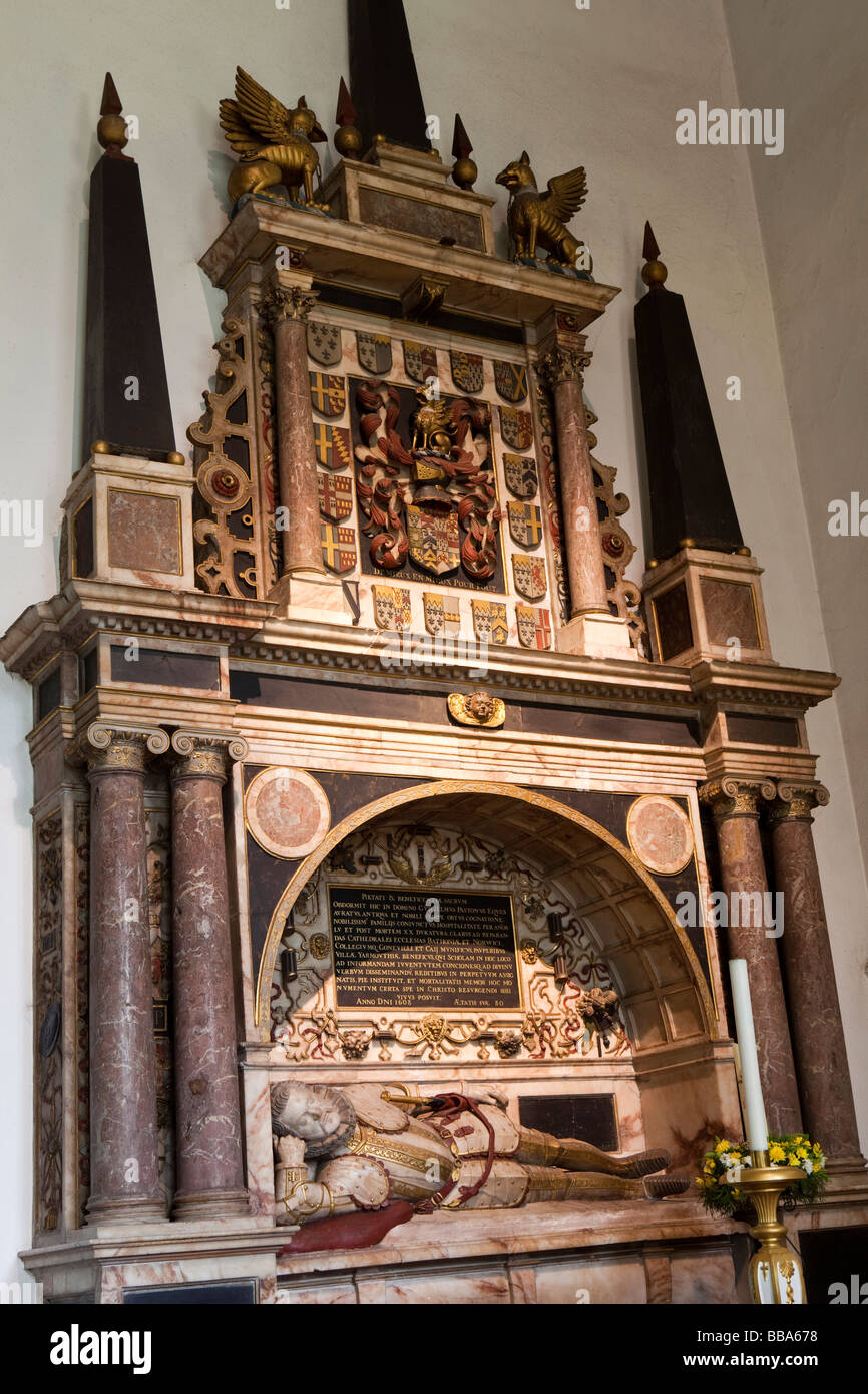 UK England Norfolk North Walsham St Nicholas Parish Church interior Sir ...