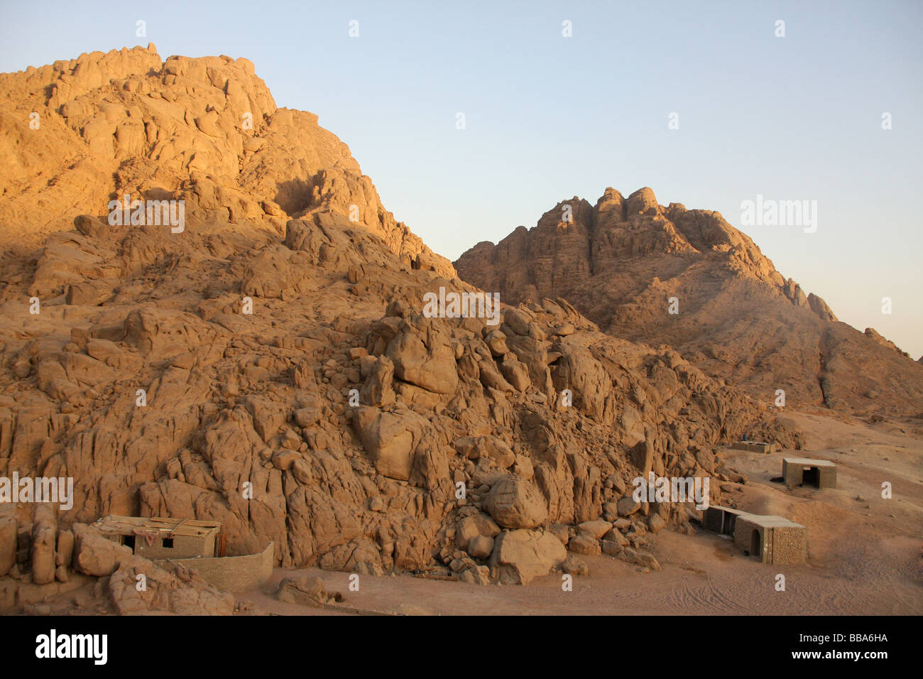 Sinai desert hi-res stock photography and images - Alamy