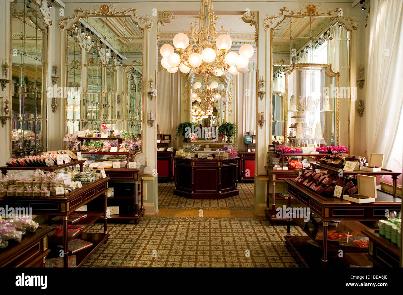 Cafe in Vienna, Austria, Europe Stock Photo - Alamy