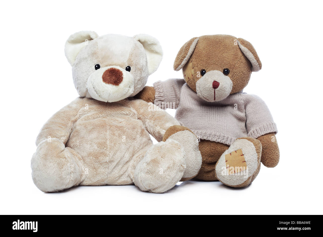 Two bears hugging hi-res stock photography and images - Alamy