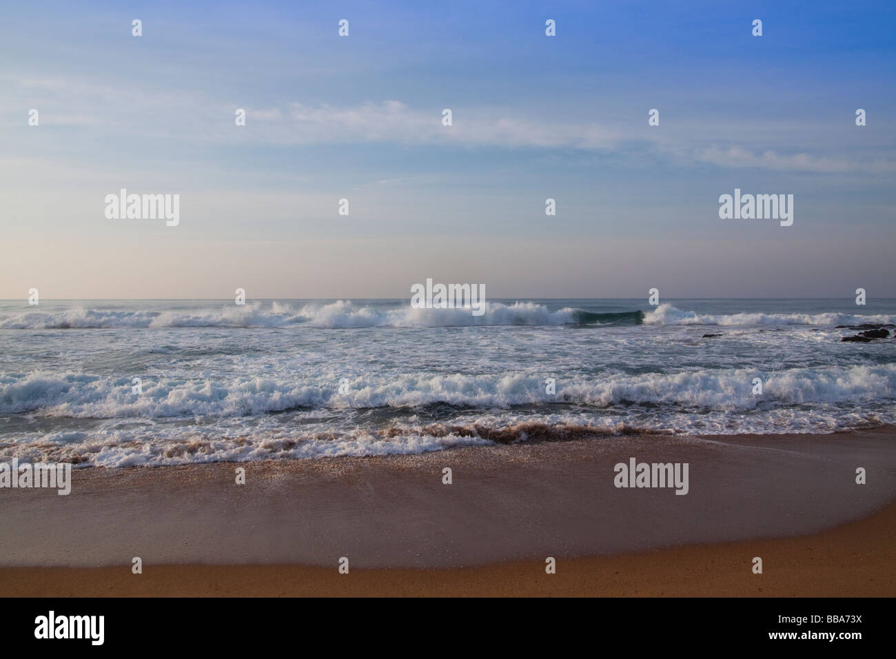 Gold sun sand sea hi-res stock photography and images - Alamy