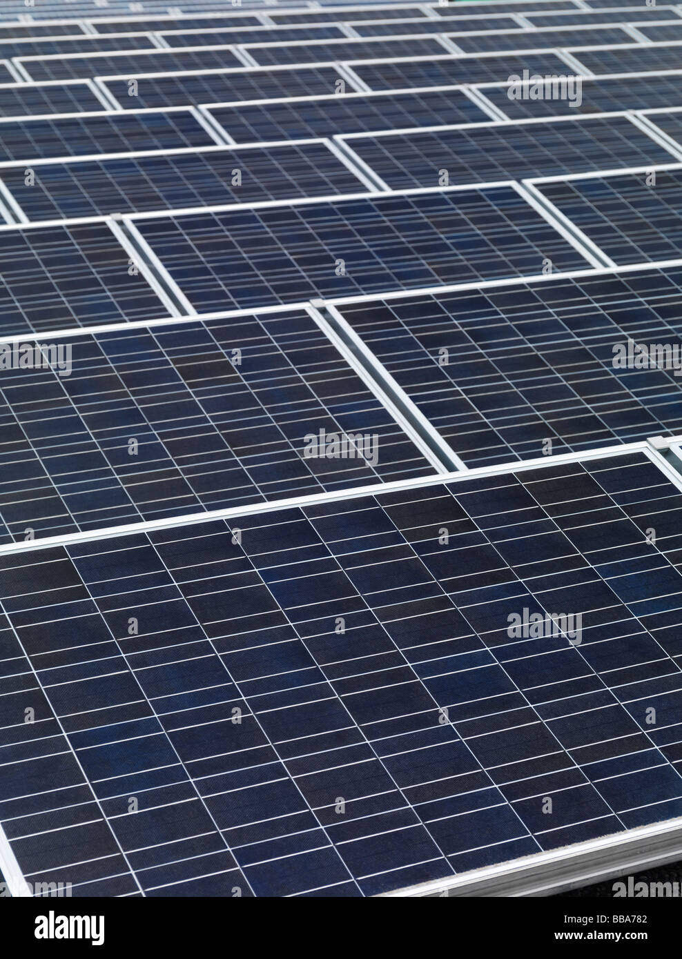 Solar cell panel background hi-res stock photography and images - Alamy