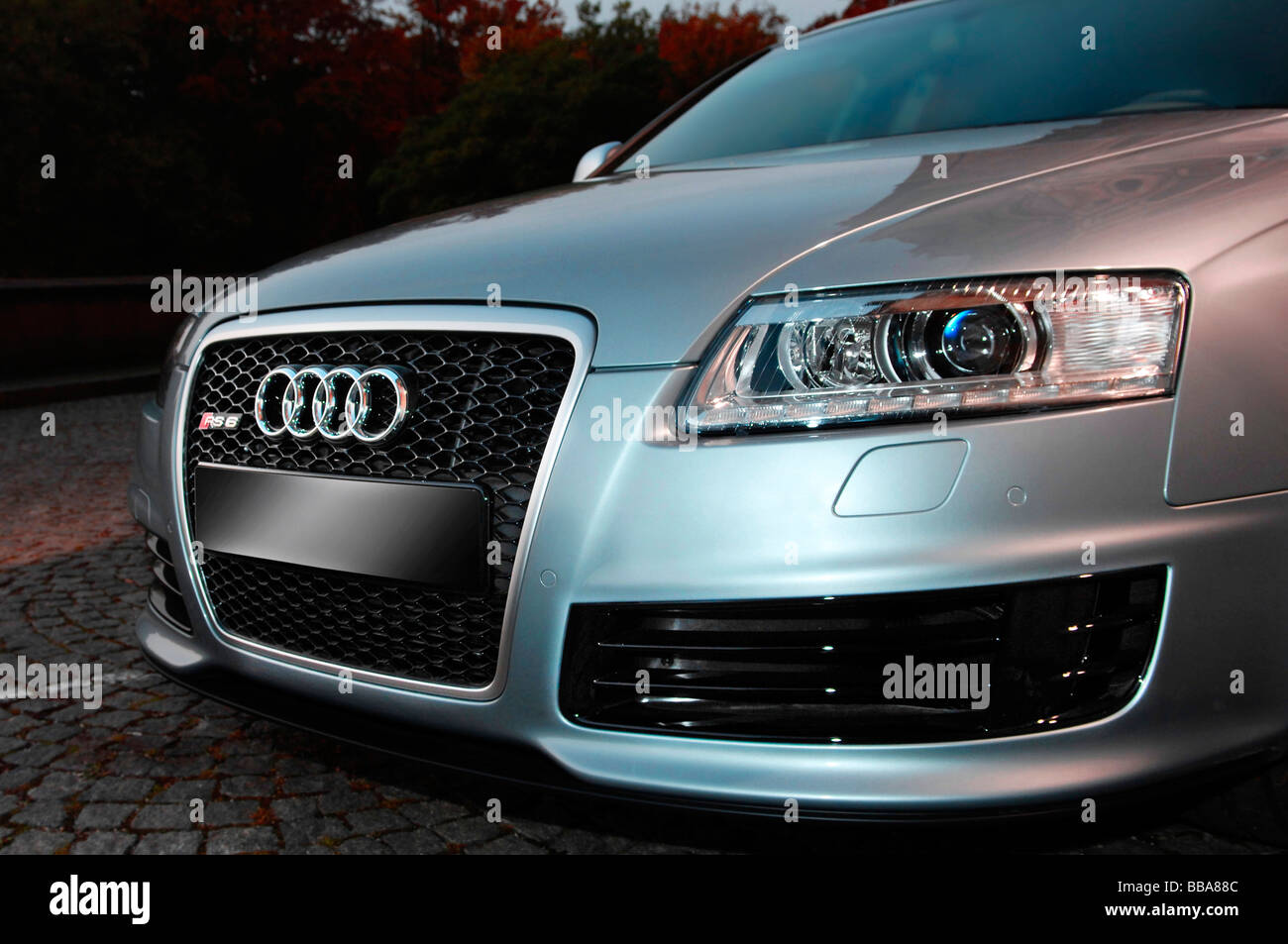Audi rs logo hi-res stock photography and images - Alamy