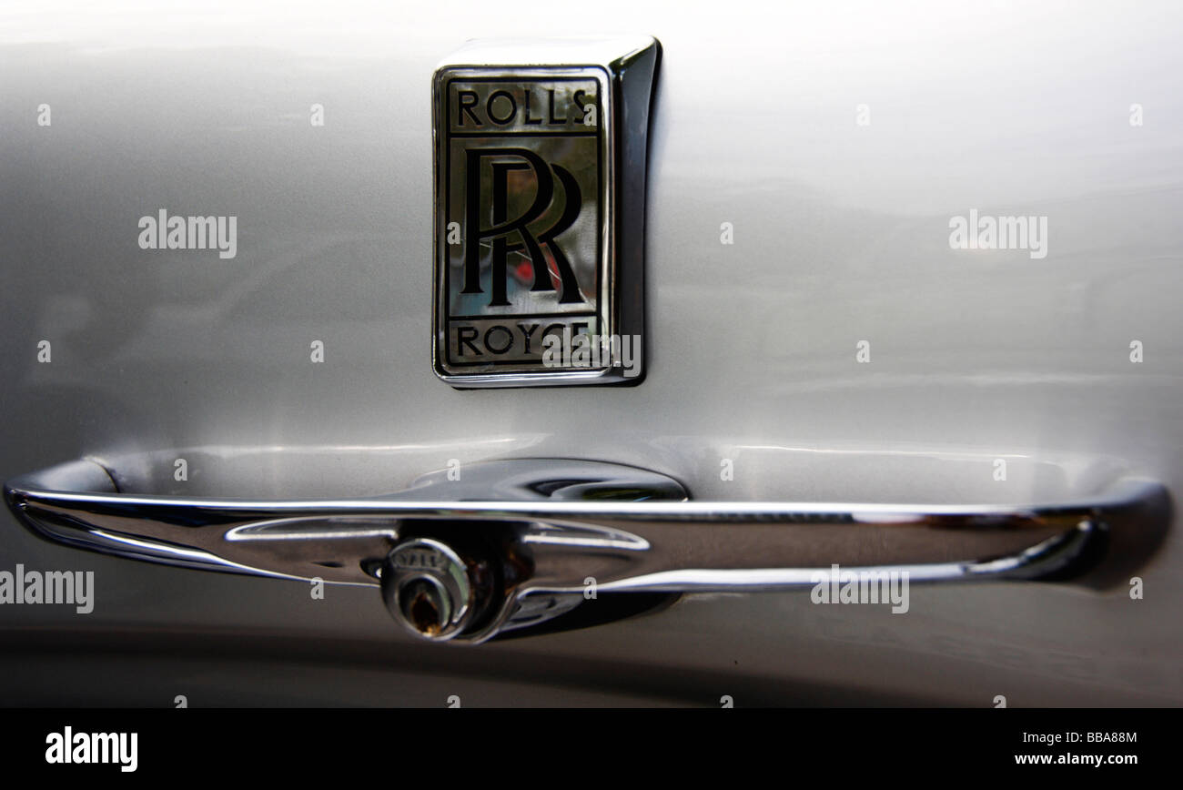 Rolls royce emblem logo on hi-res stock photography and images - Alamy