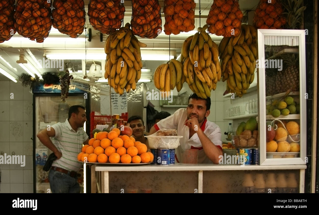 Fruit Juice Vendor in Aleppo Syria Stock Photo - Alamy