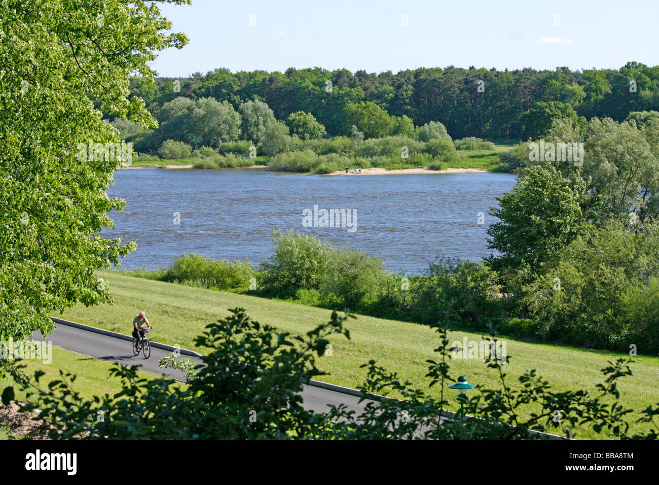 Elbe river cycle path hi-res stock photography and images - Alamy