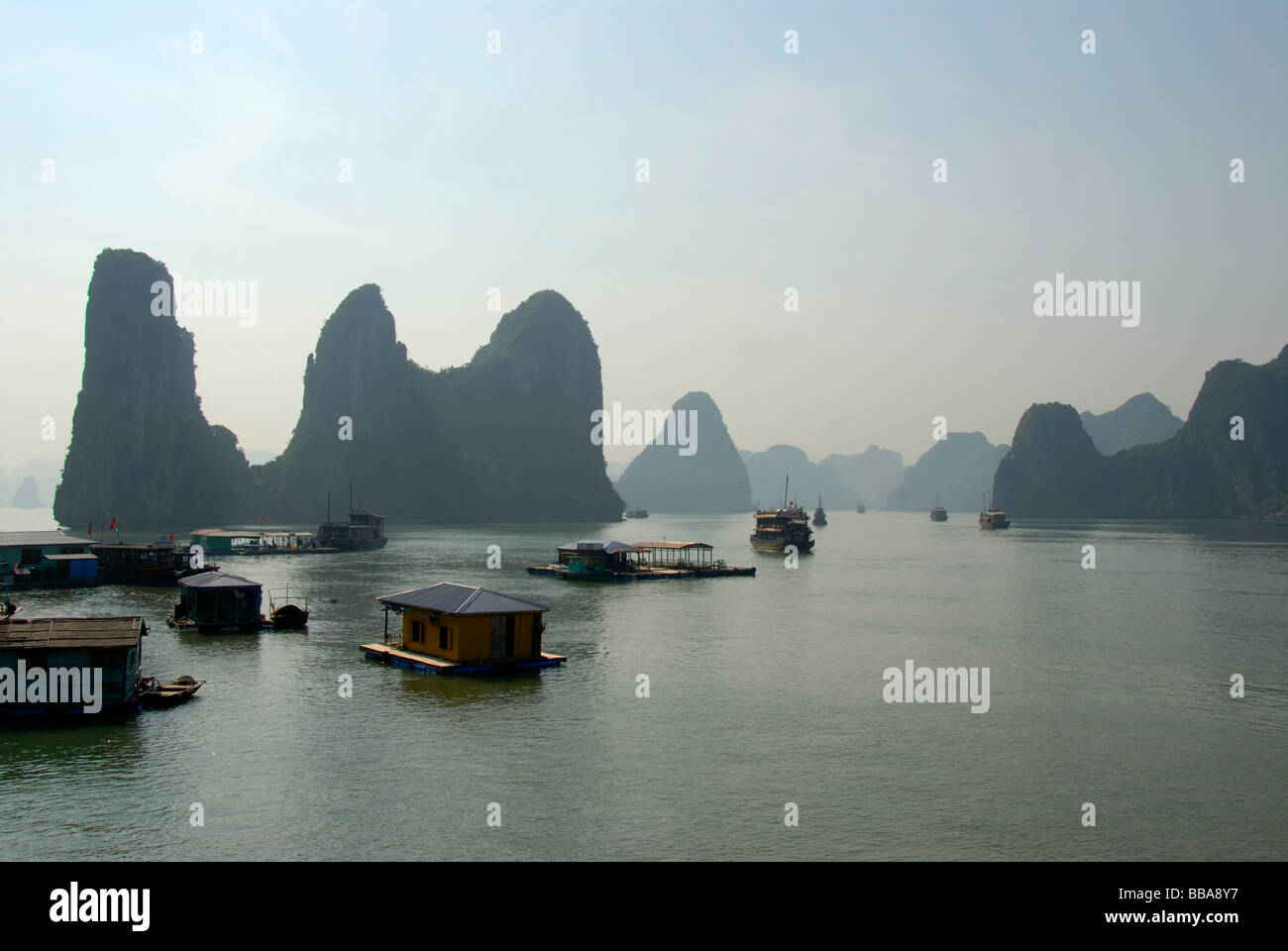Floating rock hi-res stock photography and images - Alamy