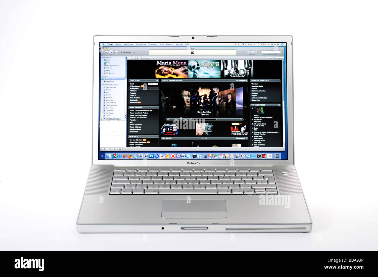 Apple music pc hi-res stock photography and images - Alamy