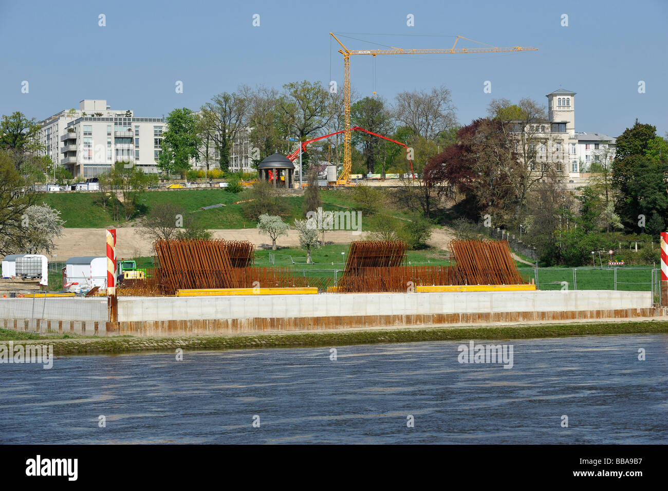 Construction site Waldschloesschen Bridge, for crossing the Elbe River ...