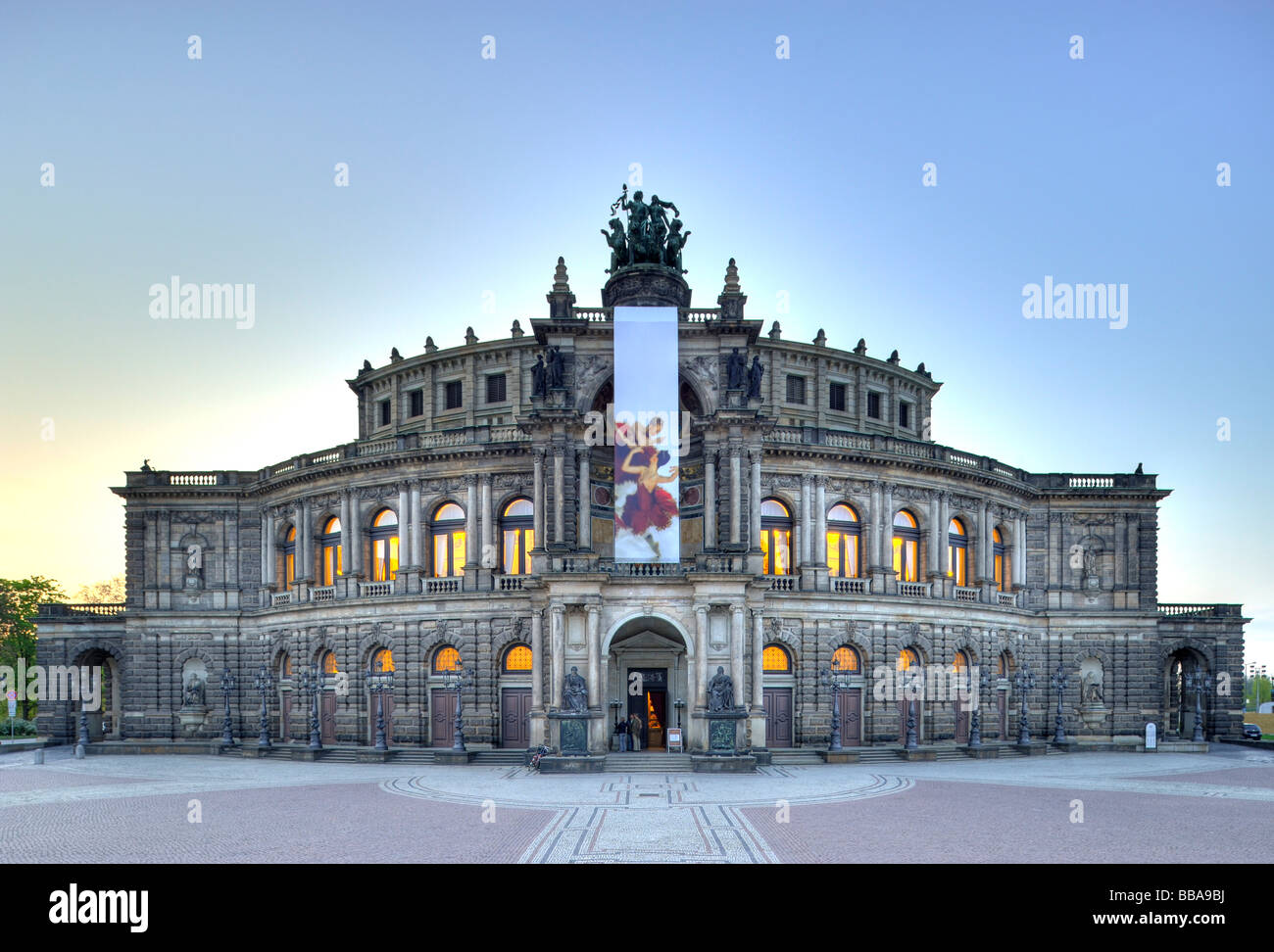 Semperoper Opera house with flags, Theaterplatz square, Dresden, Free ...