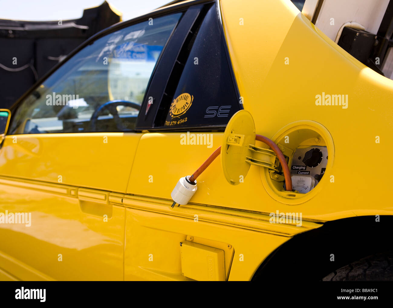 Plugin hybrid electric vehicle hi-res stock photography and images - Alamy