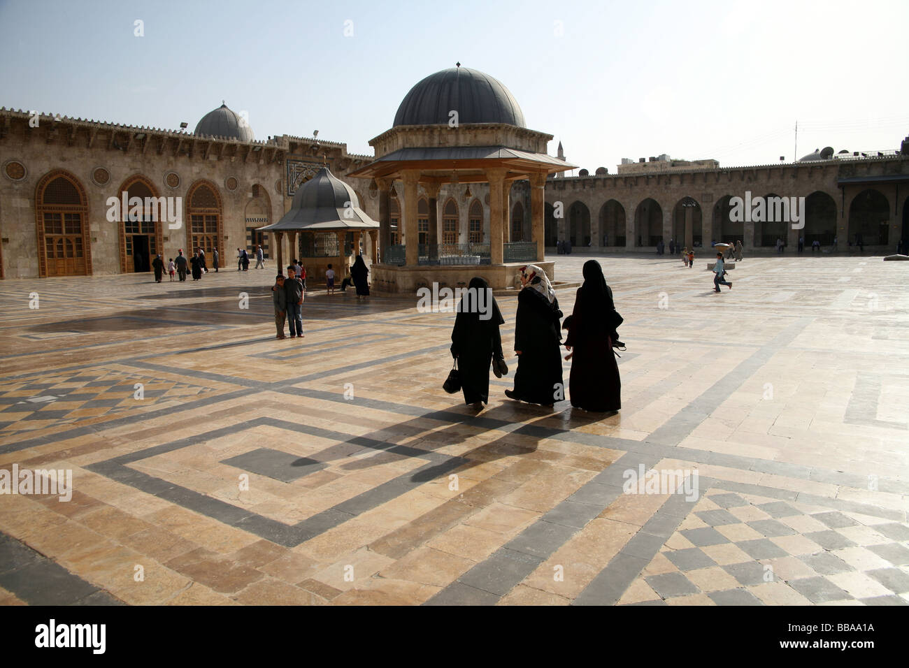 Inside the Great Mosque in Aleppo Stock Photo - Alamy