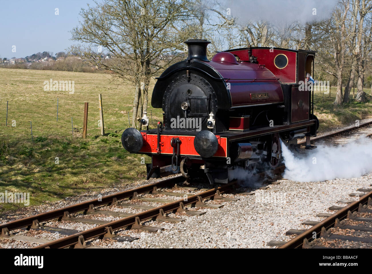 HAWTHORN LESLIE 0-4-0ST INVINCIBLE at Smallbrook Junction on the Isle ...