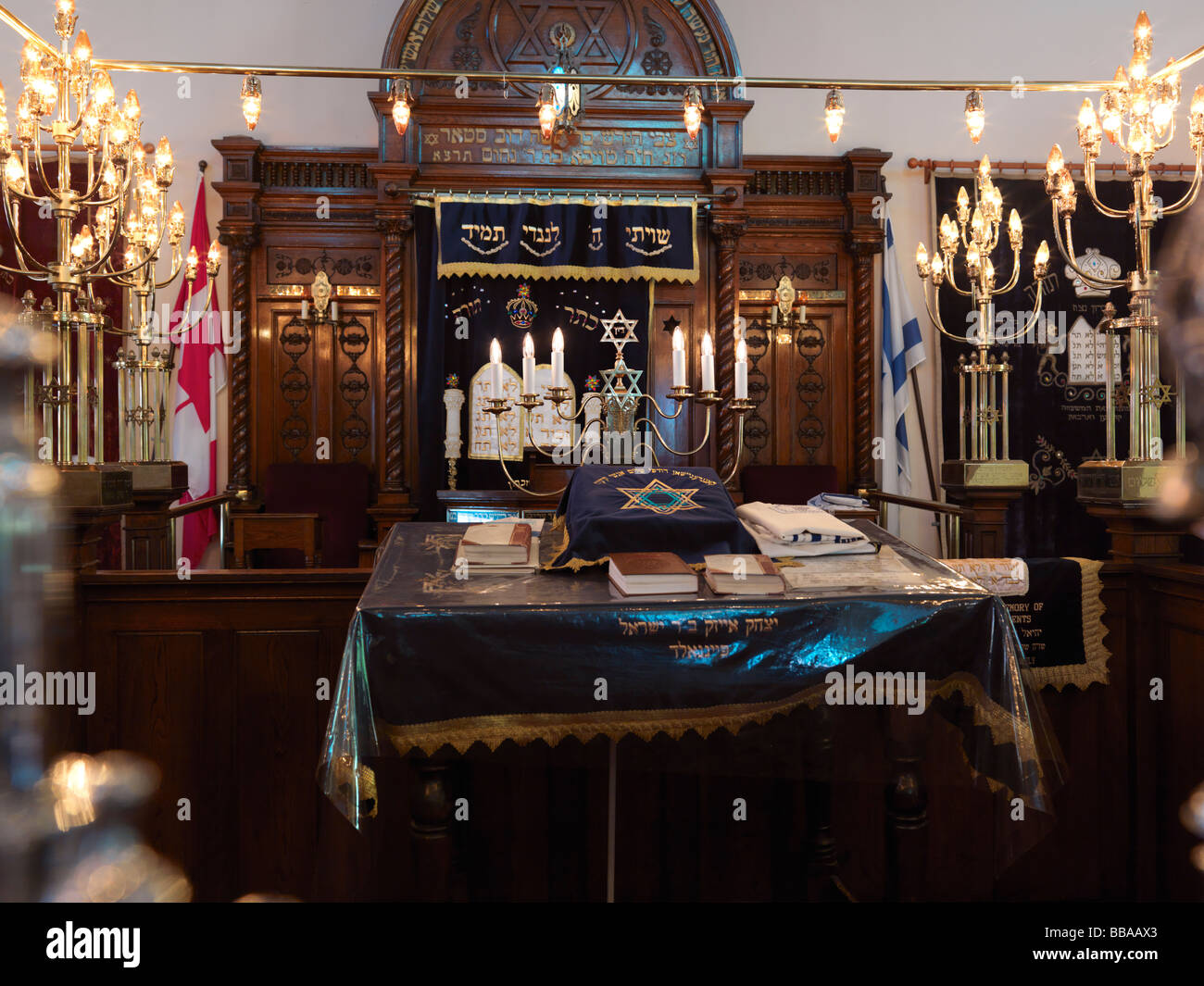 Jewish religious symbolism hi-res stock photography and images - Alamy