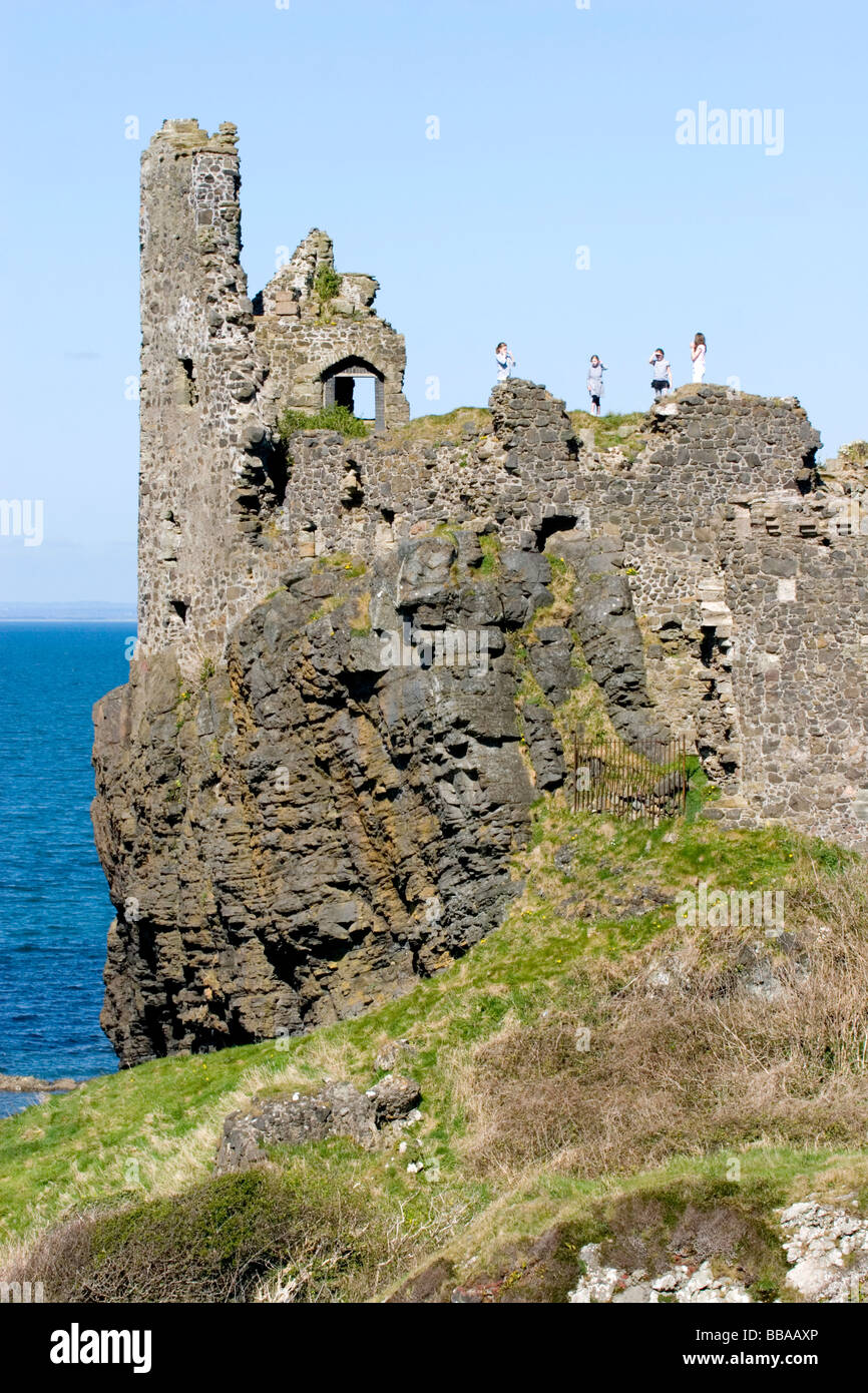 Dunure castle hi-res stock photography and images - Alamy