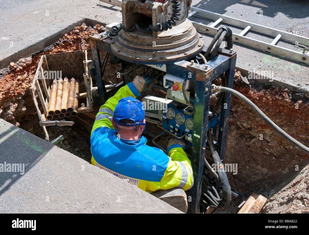 Road works drill hi-res stock photography and images - Alamy