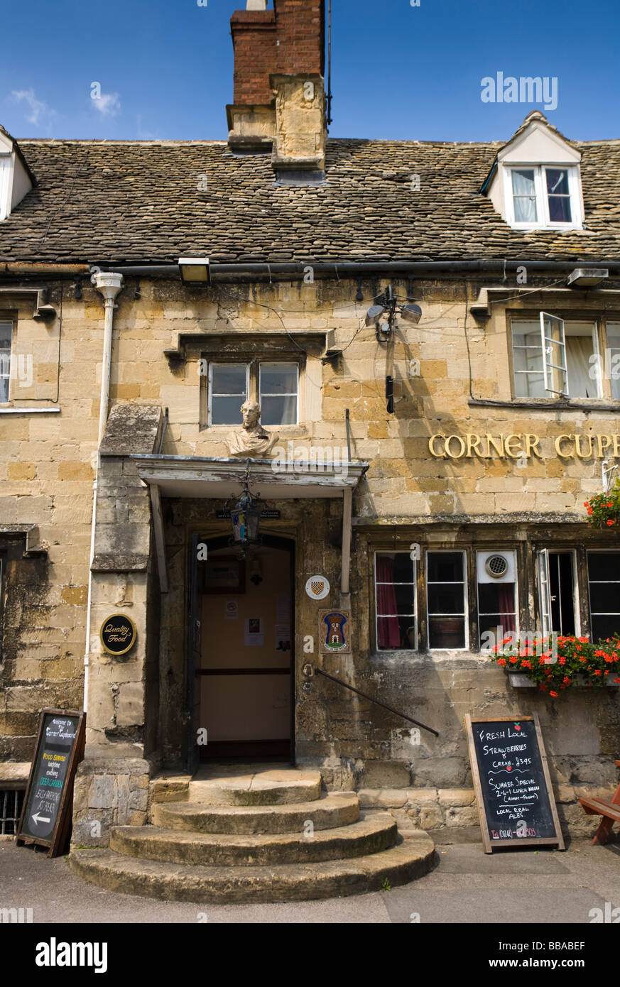 Winchcombe town centre cotswolds hi-res stock photography and images ...