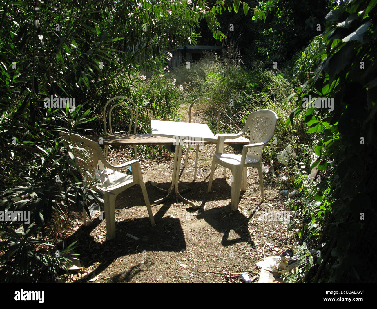 Lonely garden setting hi-res stock photography and images - Alamy