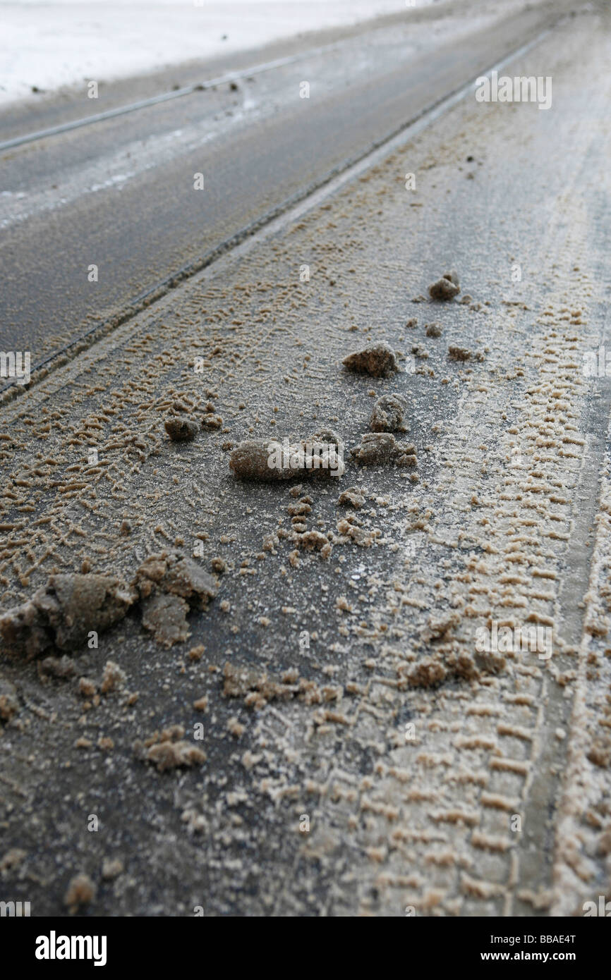 Snow on an asphalt road Stock Photo - Alamy