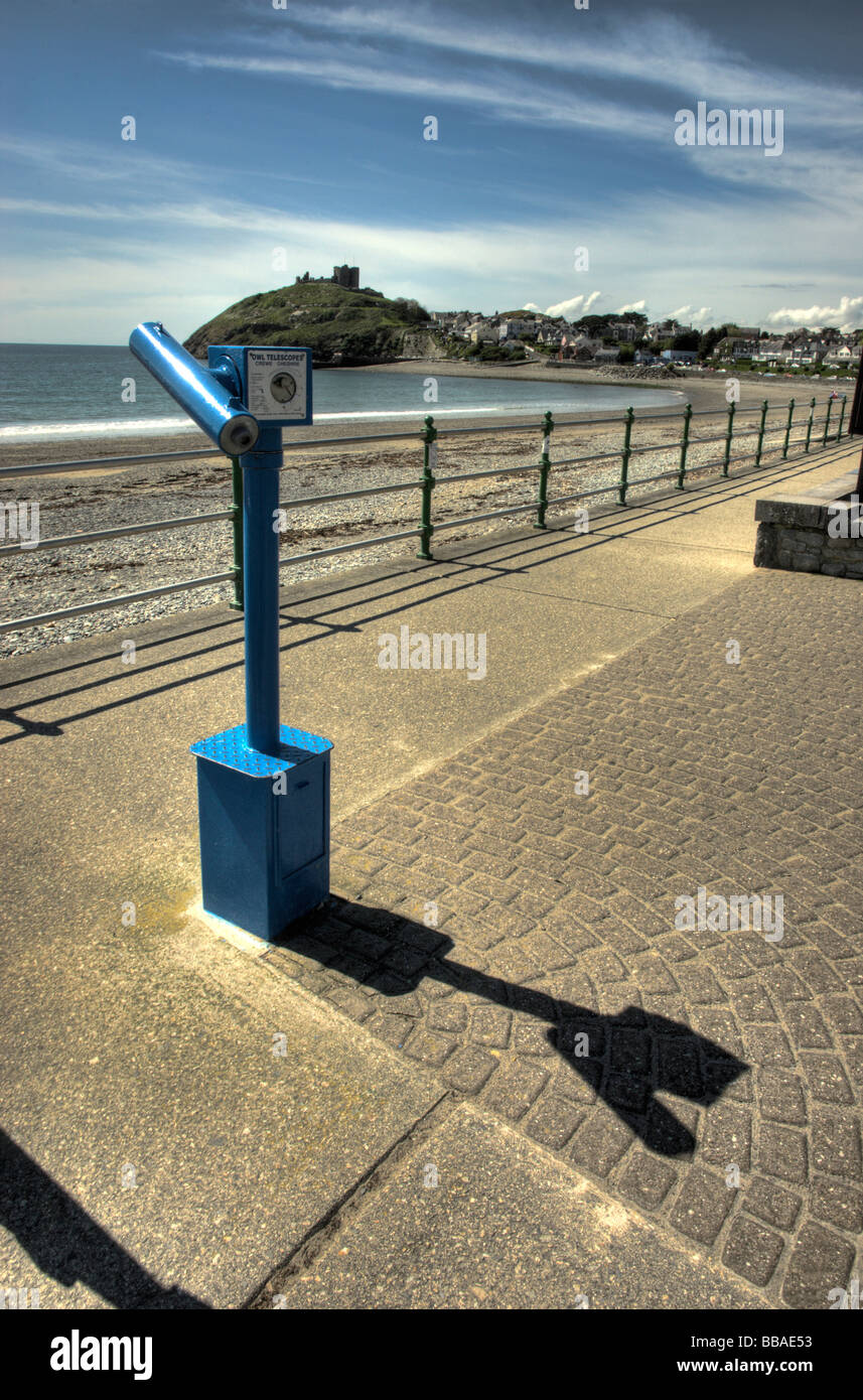 Seaside telescope hi-res stock photography and images - Alamy