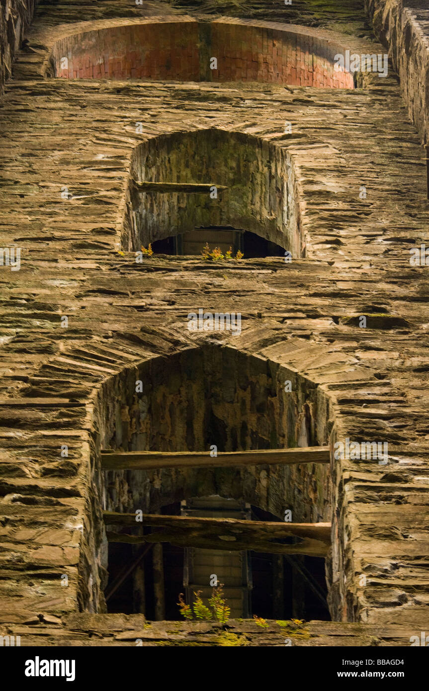 stone bridge support Stock Photo - Alamy