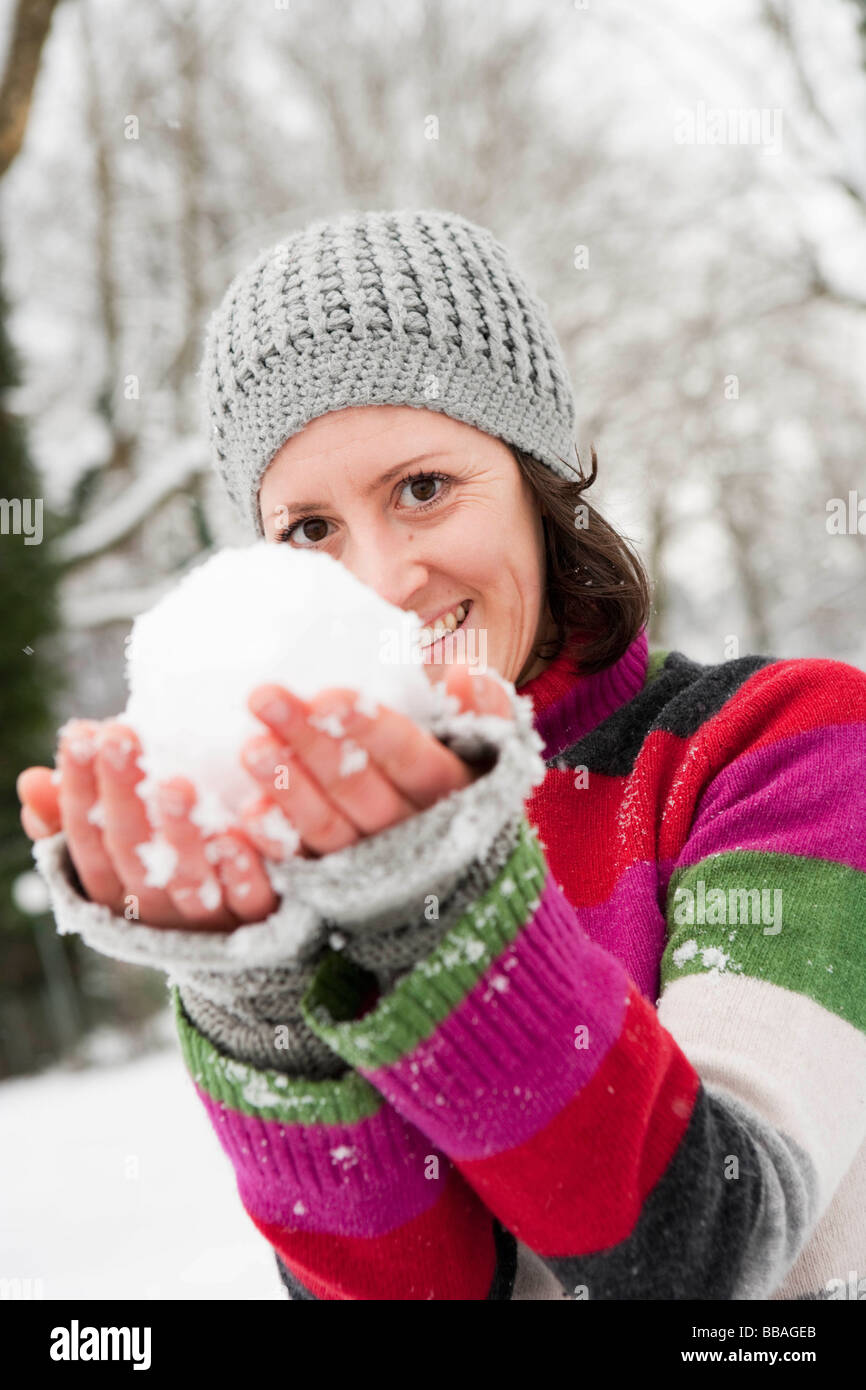 Snowball hi-res stock photography and images - Alamy
