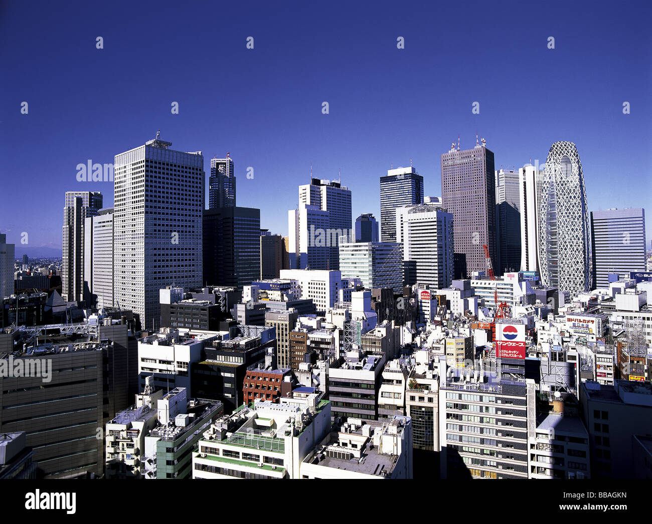 West shinjuku hi-res stock photography and images - Alamy