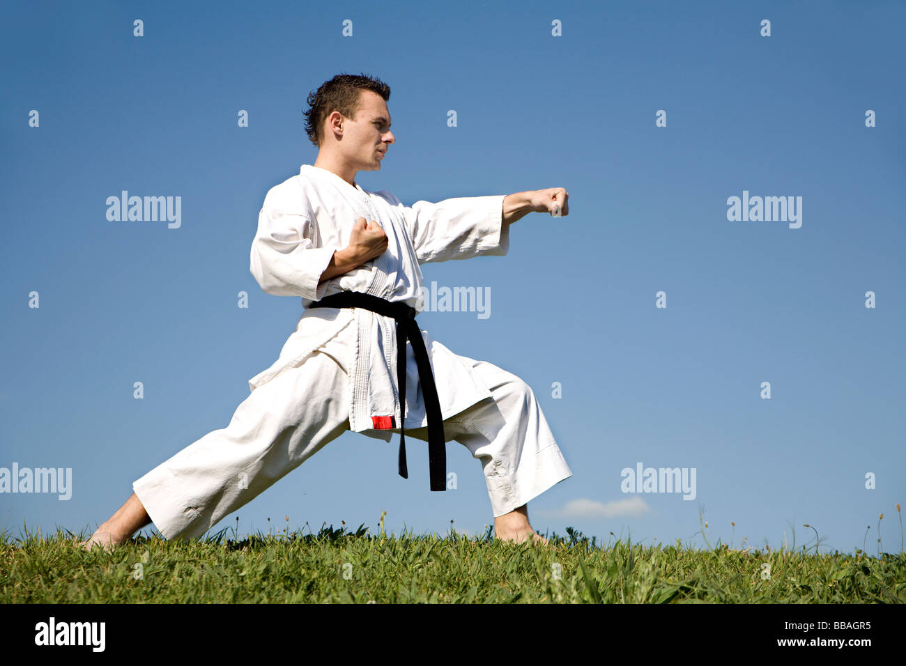 Karate kata hi-res stock photography and images - Alamy