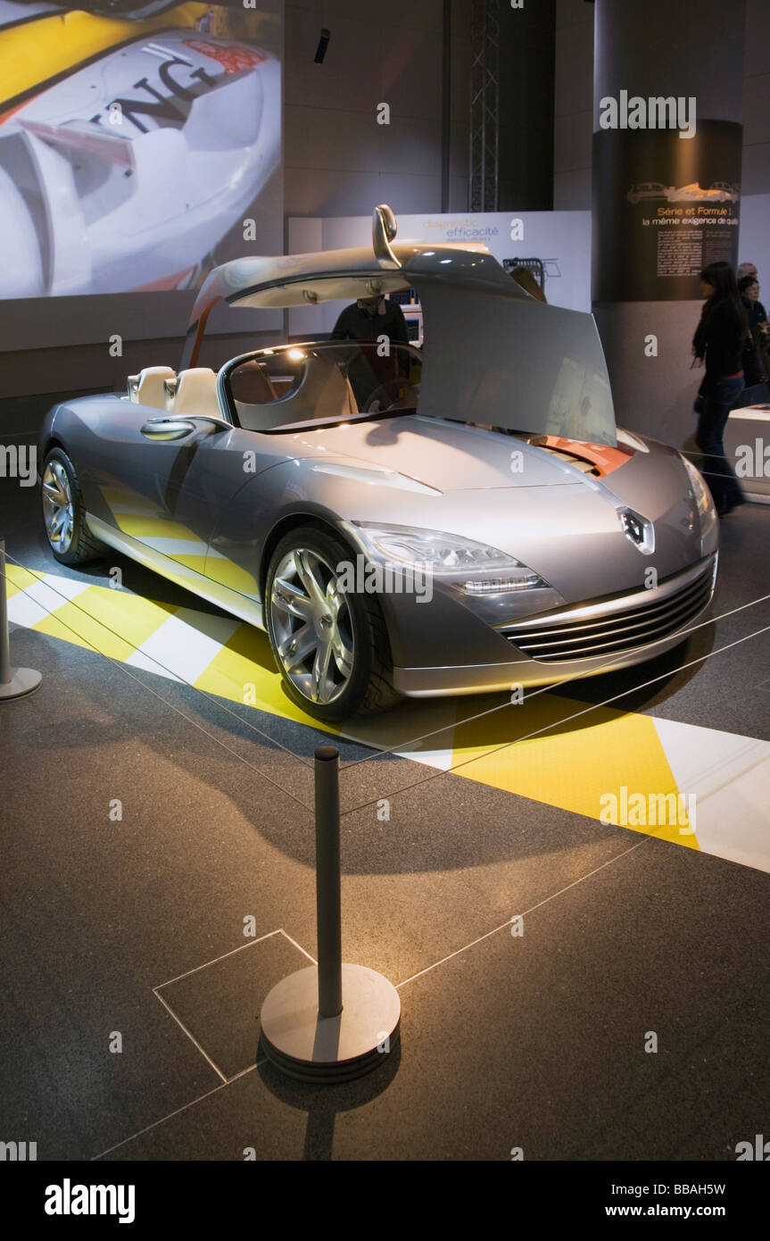 Renault Nepta concept car on display in Renault's flagship Paris ...