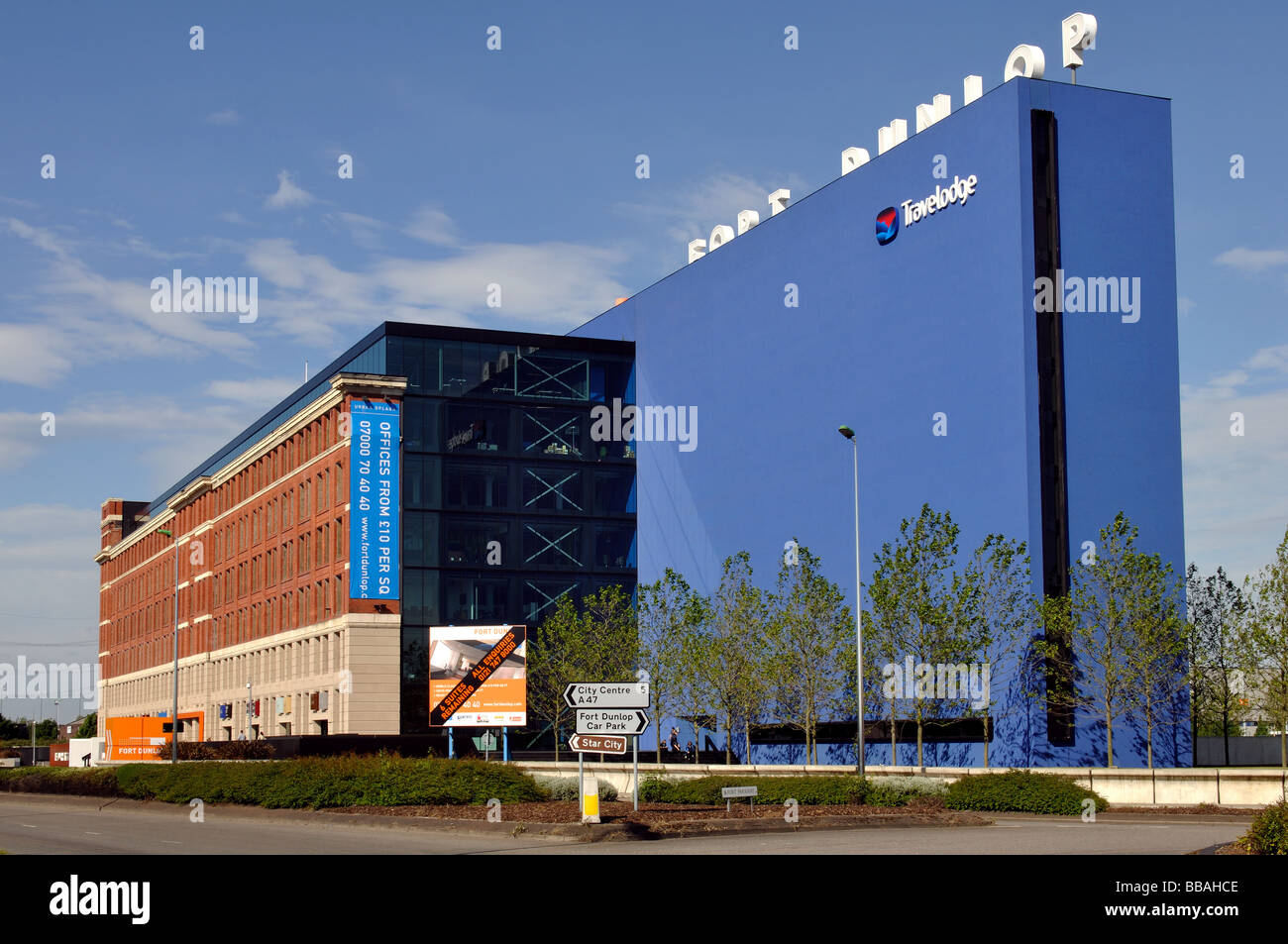 Travelodge birmingham building hi-res stock photography and images - Alamy