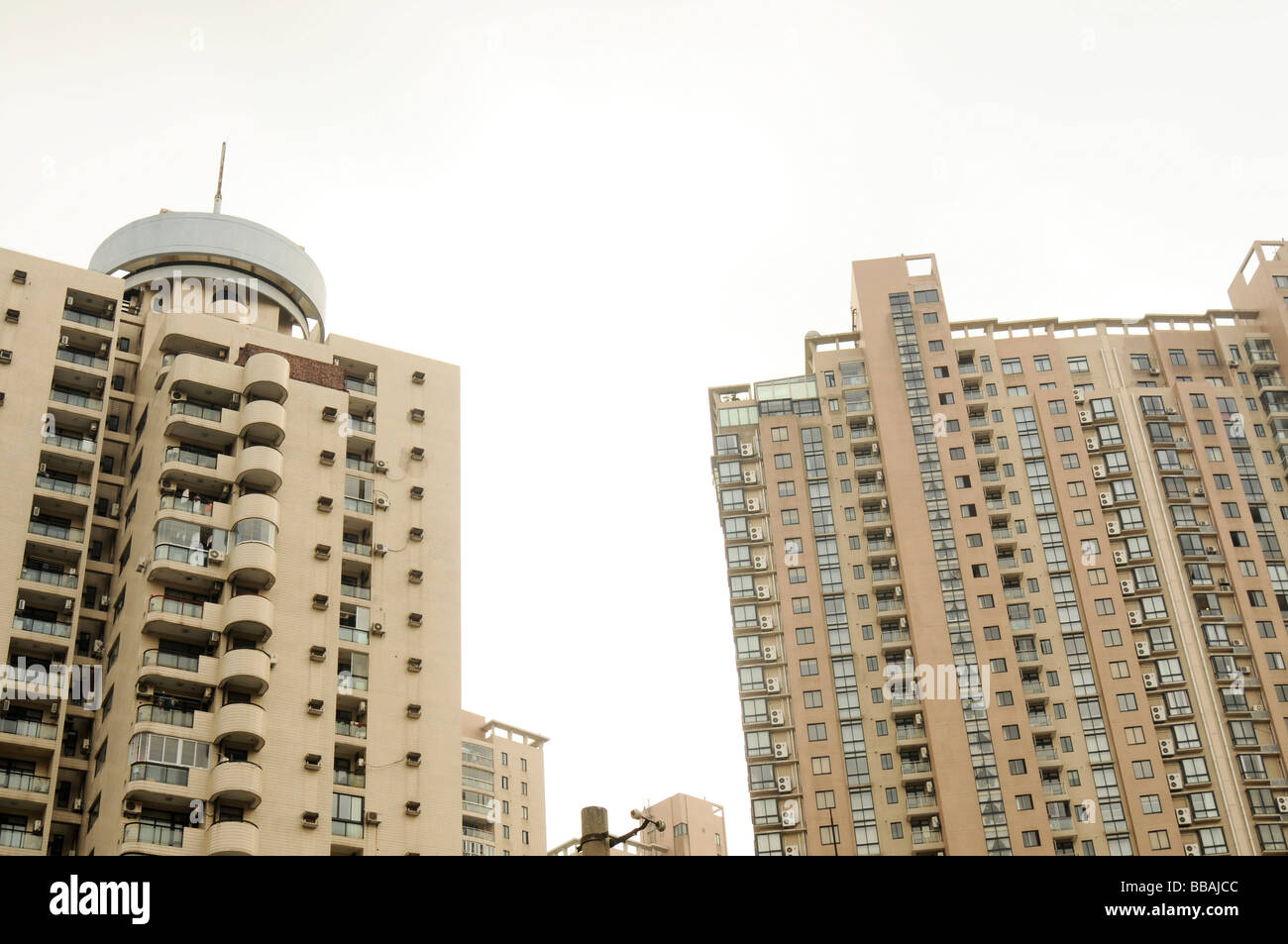 China Shanghai modern high rise building Stock Photo - Alamy
