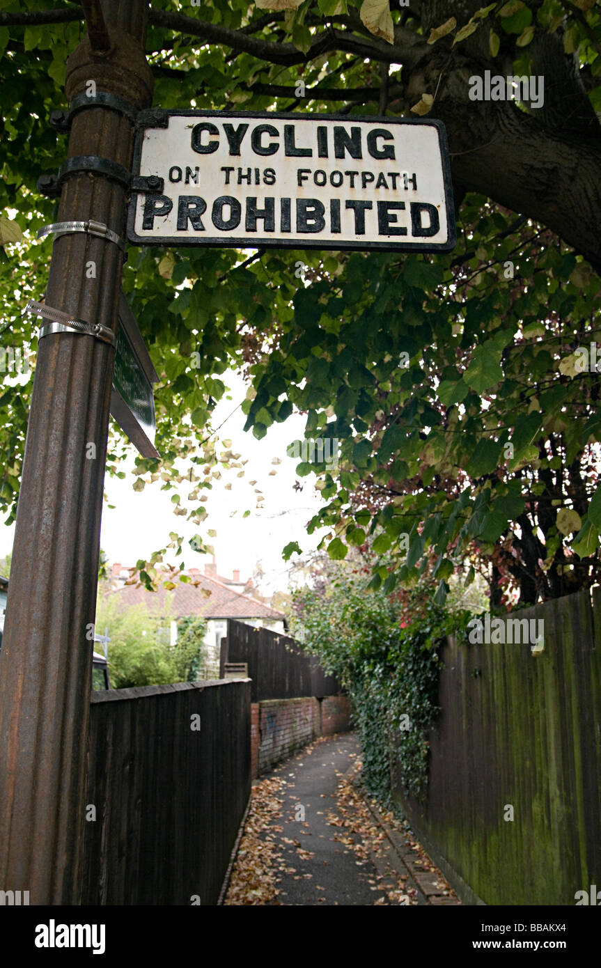 Prohibited helmet symbol hi-res stock photography and images - Alamy