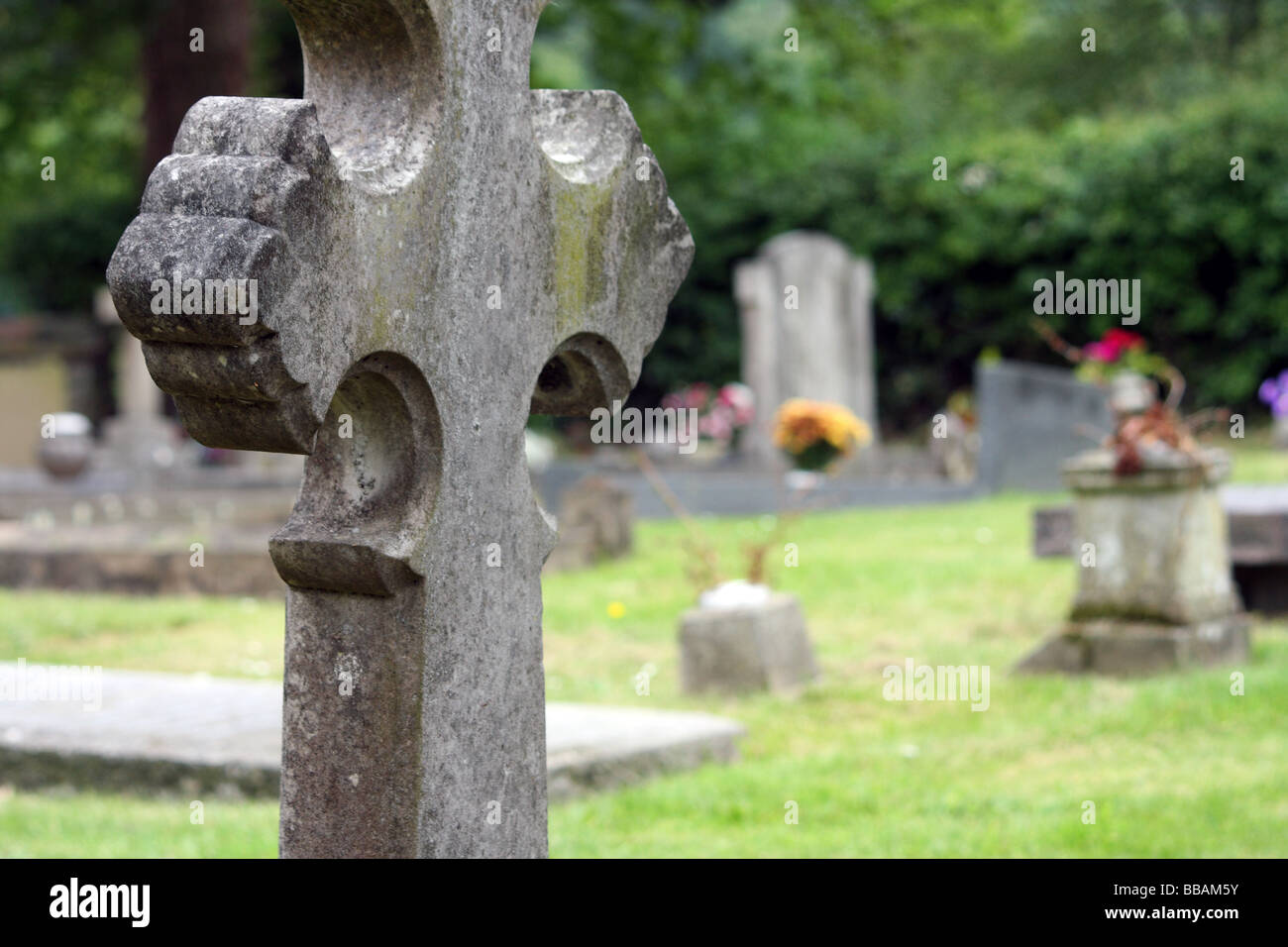 Gravestone rip hi-res stock photography and images - Alamy