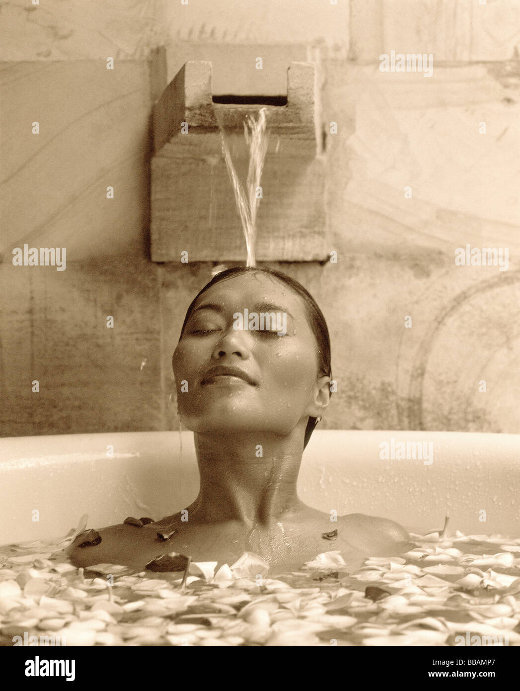 Relaxing woman in bathtub hi-res stock photography and images - Alamy