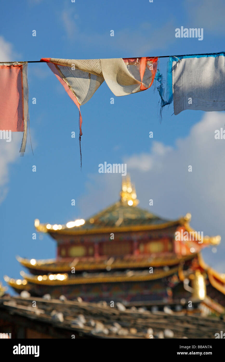 Prayer flags in front of Shangri-La temple in Northern Yunnan China ...