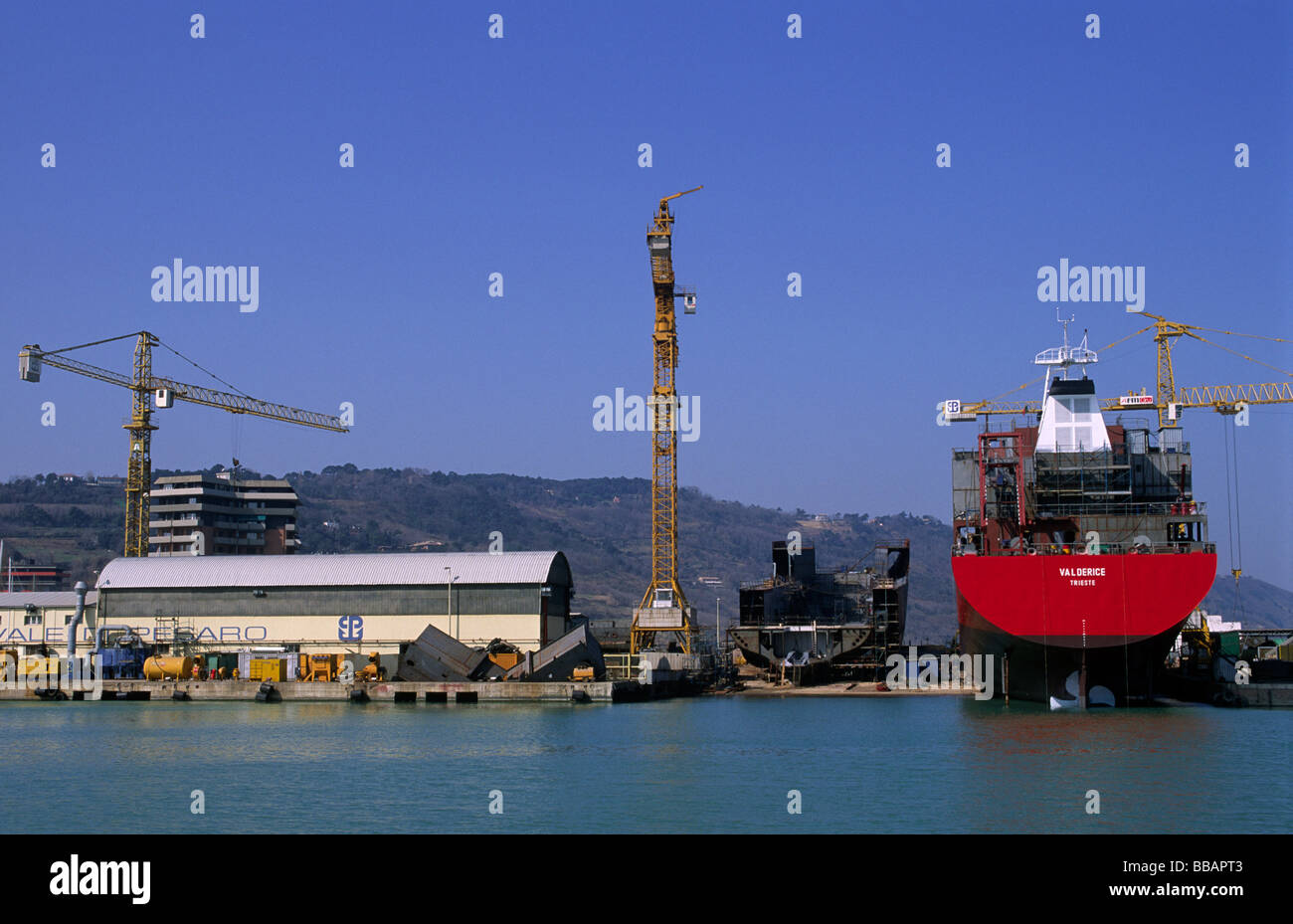 Italy Ships Ship High Resolution Stock Photography and Images - Alamy