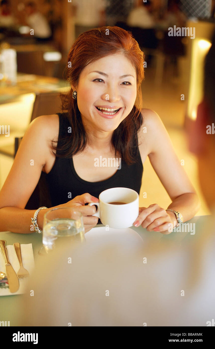 Woman 26 to 45 years hi-res stock photography and images - Alamy