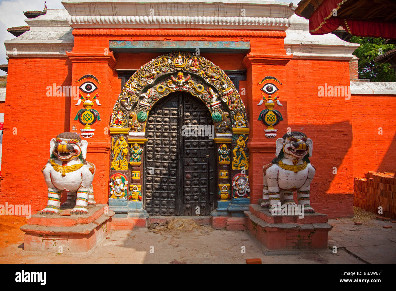 Old door building bhaktapur in nepals kathmandu valley hi-res stock ...