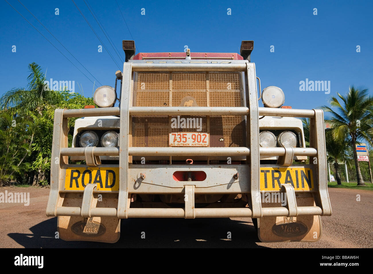 Long haul truck australia hi-res stock photography and images - Alamy