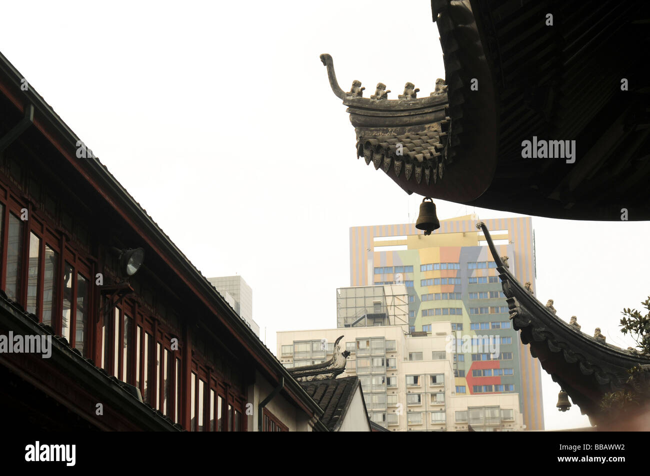 China Shanghai modern high rise building Stock Photo - Alamy
